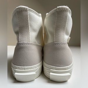 Converse | Shoes | New Converse Chuck Taylor All Star Wavy | Poshmark